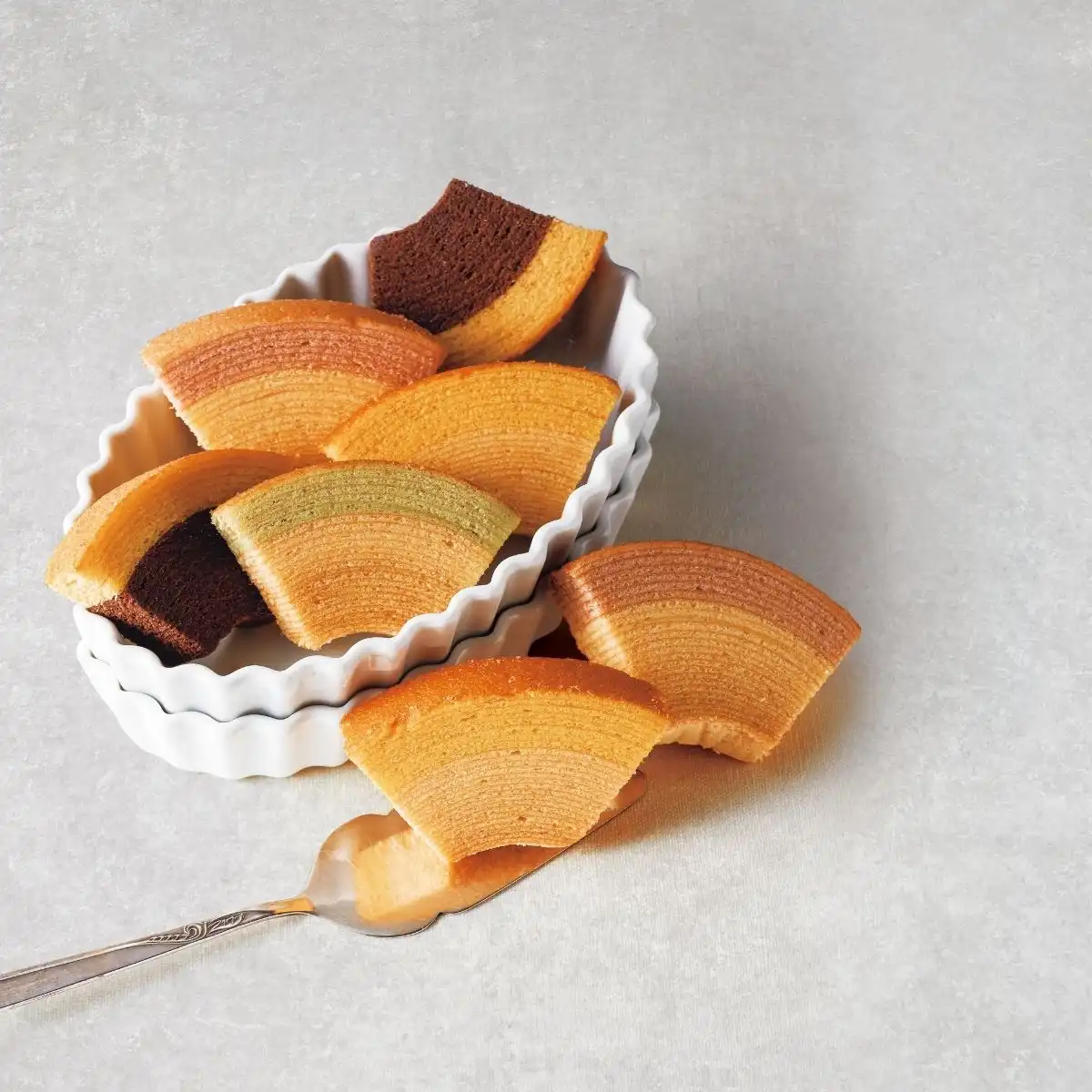 銀座千疋屋銀座 フルーツクーヘン8個＜PGS－163＞ ※メーカー直送品｜ギフトプラザオンライン